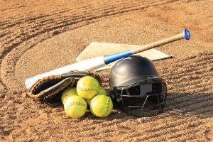 Softball Bat Weight Guide: Tips & Recommendations